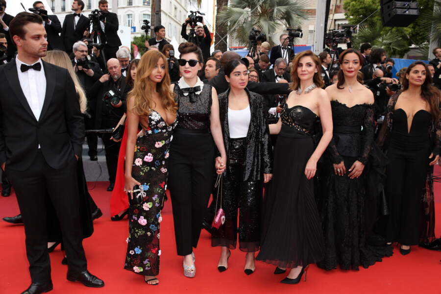 Cannes 2019 : Zahia en string apparent et décolleté incendiaire, elle ...