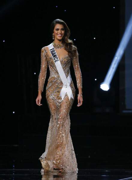 Photos Iris Mittenaere élue Miss Univers Tous Les Clichés Du Défilé