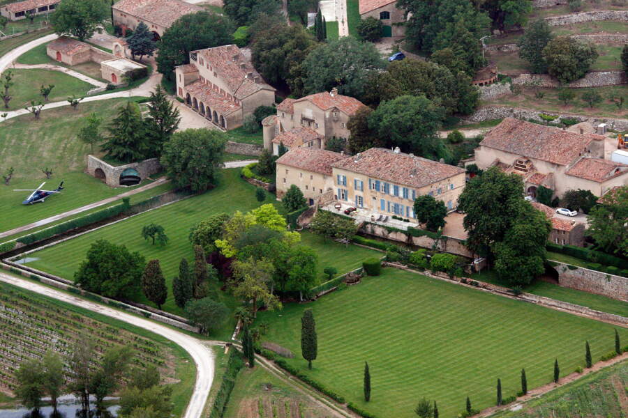 PHOTOS Angelina Jolie et Brad Pitt mettent en vente le chateau de ...