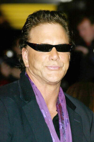 Mickey Rourke a encore changé de tête… Son étonnante évolution physique ...