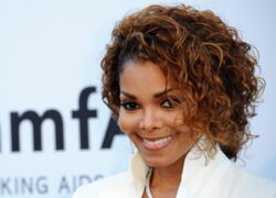Janet Jackson - La biographie de Janet Jackson avec Voici.fr