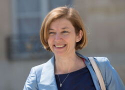 Florence Parly - La biographie de Florence Parly avec Voici.fr