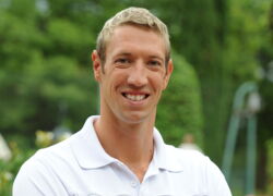 Alain Bernard - La biographie de Alain Bernard avec Voici.fr