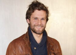 Alexis Michalik - La biographie de Alexis Michalik avec Voici.fr