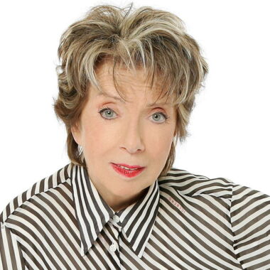 Marthe Mercadier - La biographie de Marthe Mercadier avec Voici.fr