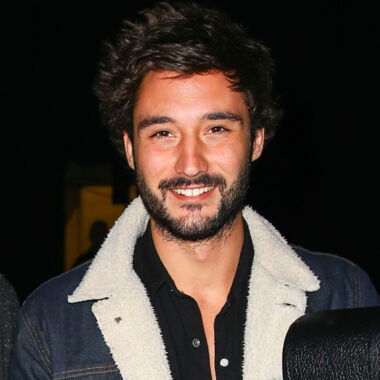 Jérémy Frérot - La biographie de Jérémy Frérot avec Voici.fr