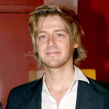 Jonatan Cerrada - La biographie de Jonatan Cerrada avec Voici.fr