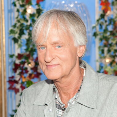 Dave - La biographie de Dave avec Voici.fr