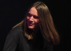 Mathieu Lecat - La biographie de Mathieu Lecat avec Voici.fr