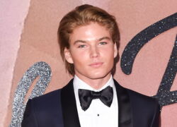 Jordan Barrett - La biographie de Jordan Barrett avec Voici.fr