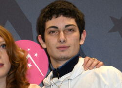 Théo Fernandez - La biographie de Théo Fernandez avec Voici.fr