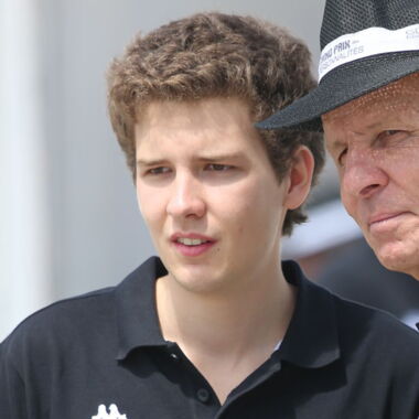 François Chazal Poivre d'Arvor - La biographie de François Chazal ...