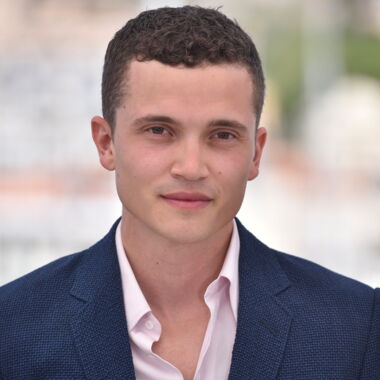 Karl Glusman - La biographie de Karl Glusman avec Voici.fr