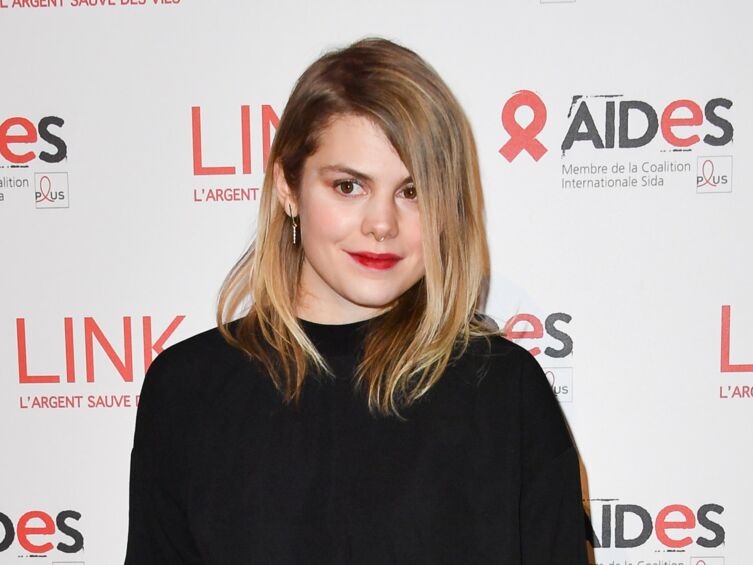 Photos Coeur De Pirate Pour Montrer Son Nouveau Tatouage Elle Enlève