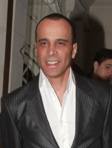 Adel Kachermi fête ses 45 ans : que devient le chanteur des 2Be3 ? - Voici