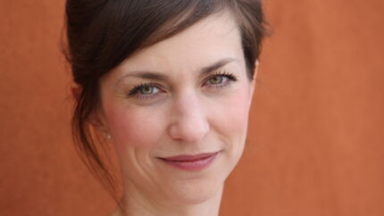 Emilie Caen - La biographie de Emilie Caen avec Voici.fr