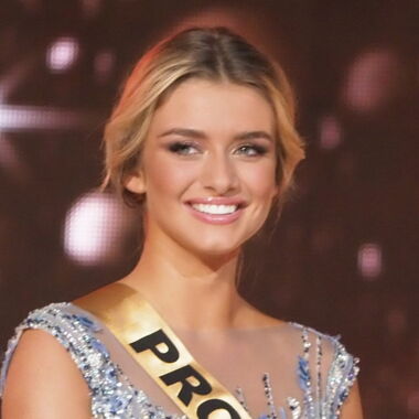 Lou Ruat - La biographie de Lou Ruat avec Voici.fr