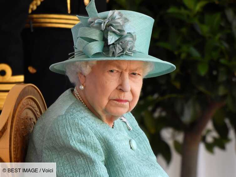 PHOTO Elizabeth II : cette décision radicale prise par la reine en ... PHOTO Elizabeth II : cette décision radicale prise par la reine en ...