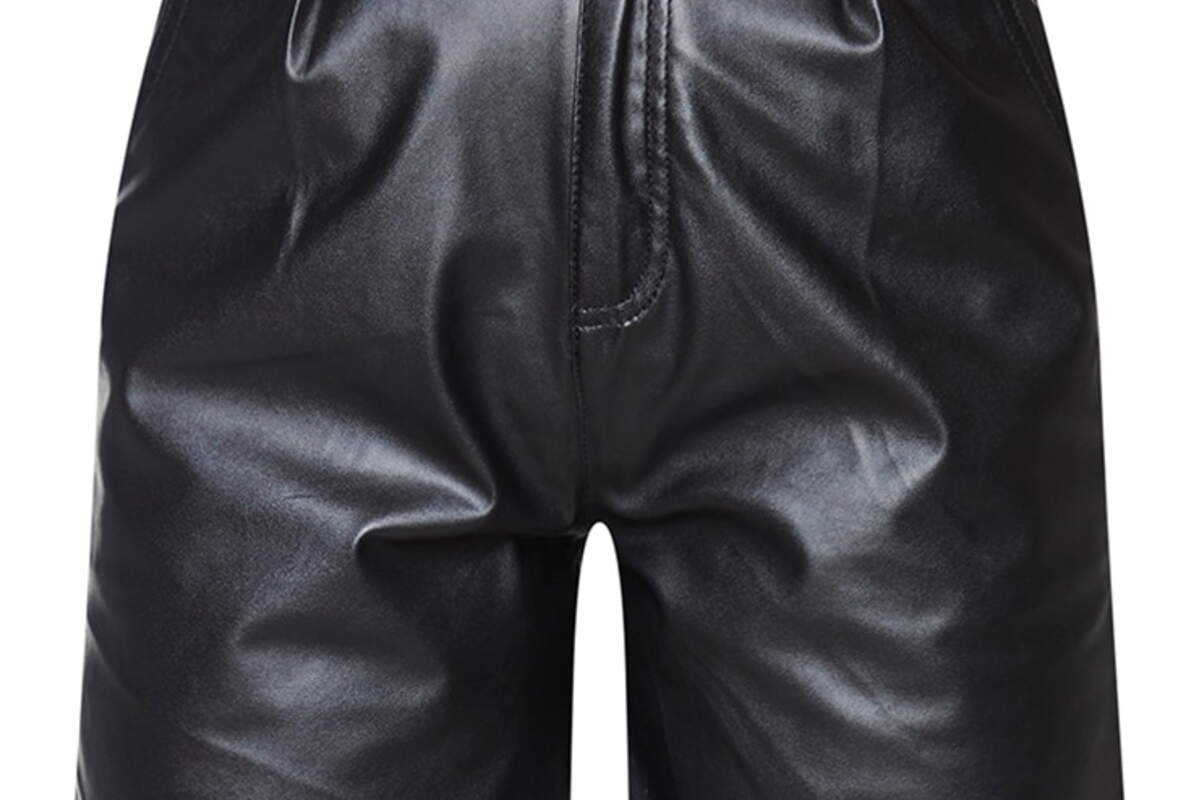 15 pièces en simili cuir - Voici