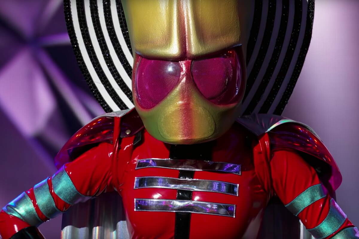 VOICI - Mask Singer : Mickey Rourke, Seal, Tori Spelling… ces stars qui ...