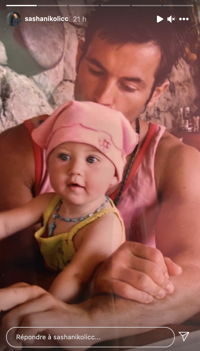 Photo Filip Nikolic 2be3 Sa Fille Sasha Lui Rend Hommage Avec Des