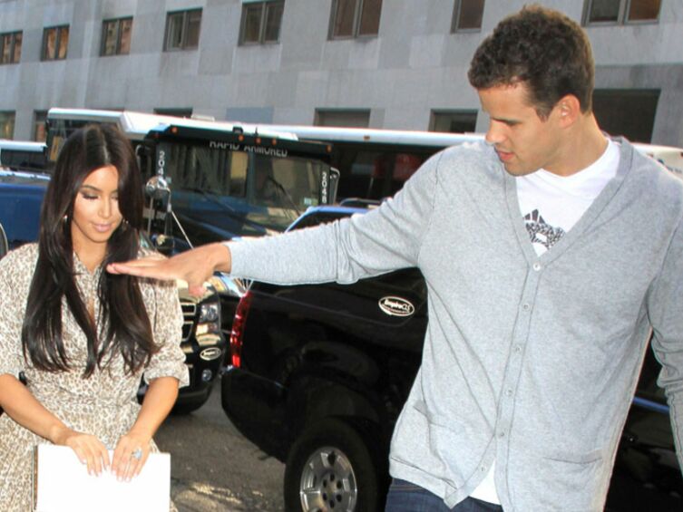 Kim Kardashian explique pourquoi elle divorce - Voici Kim Kardashian explique pourquoi elle divorce - Voici