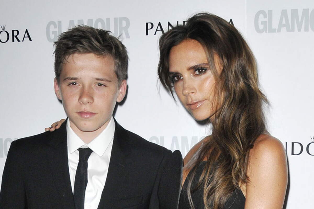 DIAPO Victoria Beckham choisit Brooklyn comme cavalier d'un soir - Voici