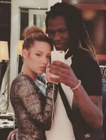 Doums : l'ex-compagnon d'Adèle Exarchopoulos fait de rares confidences sur son rôle de père - Voici