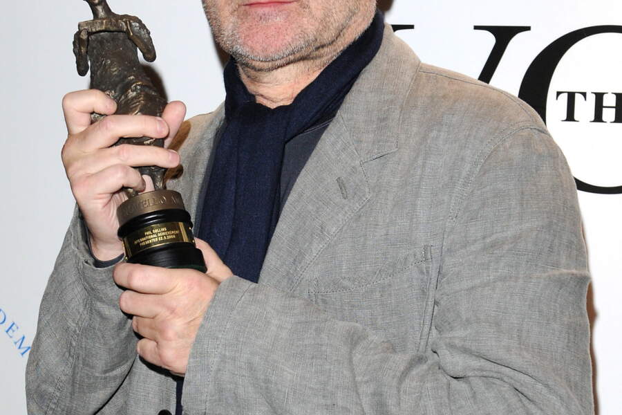 Phil Collins malade : retour sur sa vie en images - Voici