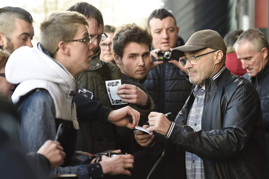 Phil Collins malade : retour sur sa vie en images - Voici
