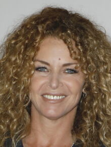 Manuela Lopez donne de ses nouvelles après son hospitalisation - Voici