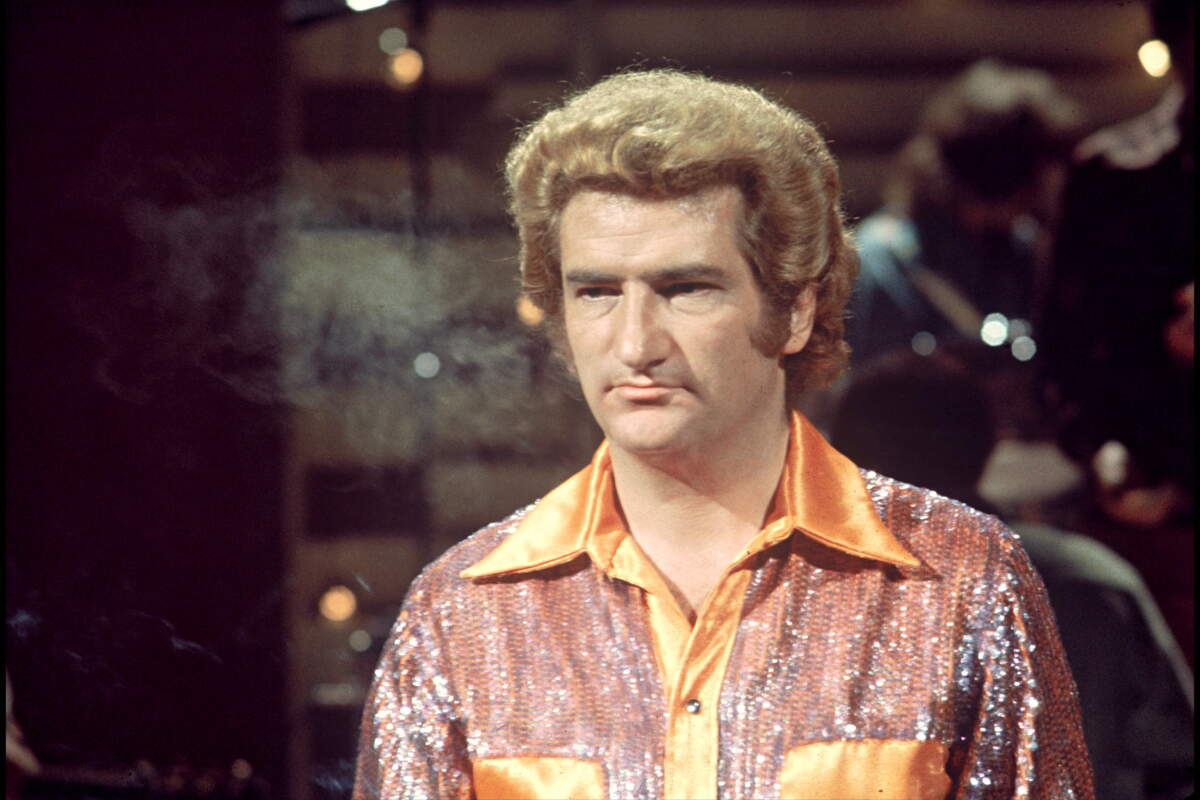 Eddy Mitchell : découvrez son évolution physique - Voici