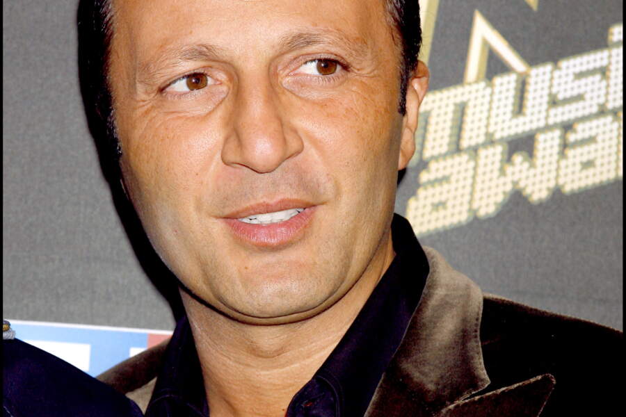 VOICI Arthur : son évolution physique depuis ses débuts à la radio et ...