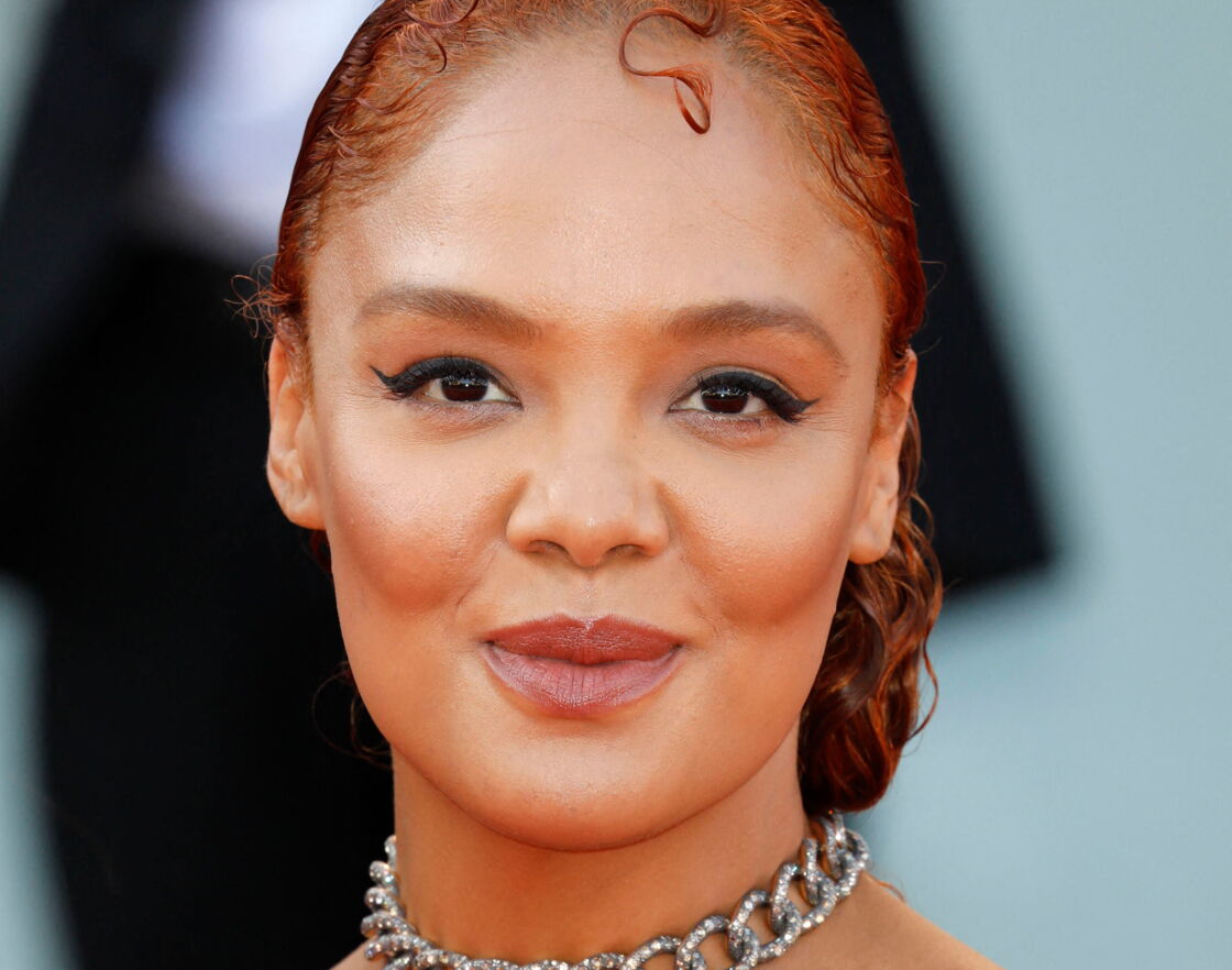 PHOTOS Makeup des yeux : graphique, flou ou baveux, à la Mostra de ...