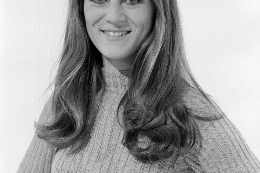 Sheila : redécouvrez ses plus grands tubes en images - Voici