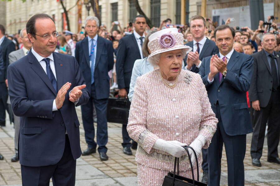 Ces stars françaises qui ont rencontré la Reine Elizabeth II d ...