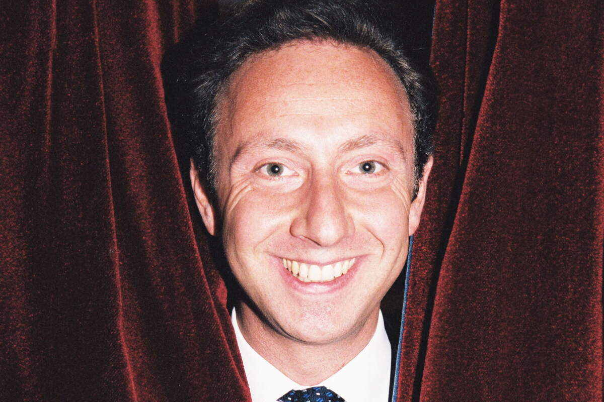 Stéphane Bern : découvrez son évolution physique en images - Voici