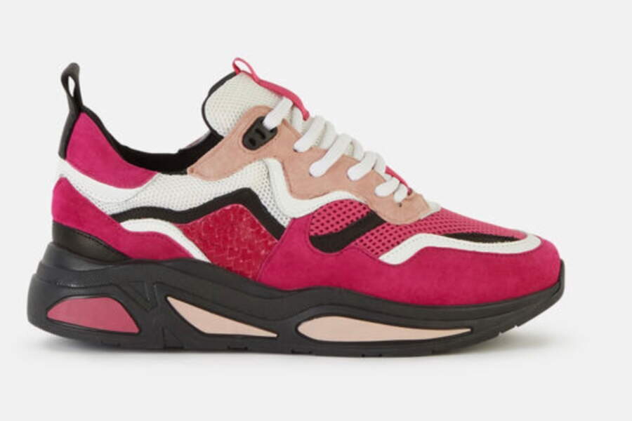 15 paires de baskets compensées pour s'inspirer de Brigitte Macron - Voici