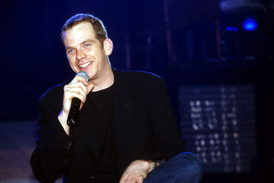 L'évolution physique de Garou au fil de sa carrière - Voici