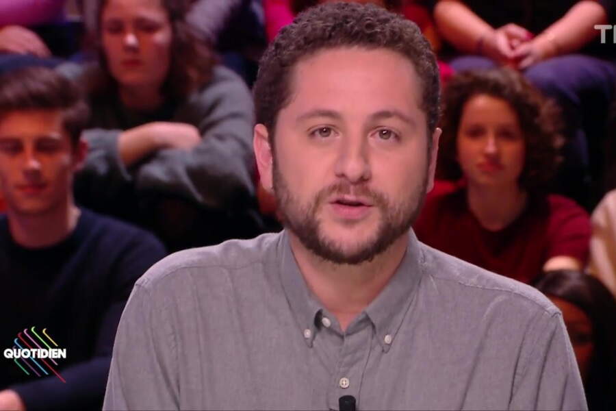 Qui sont les chroniqueurs emblématiques de l'émission Quotidien ? - Voici