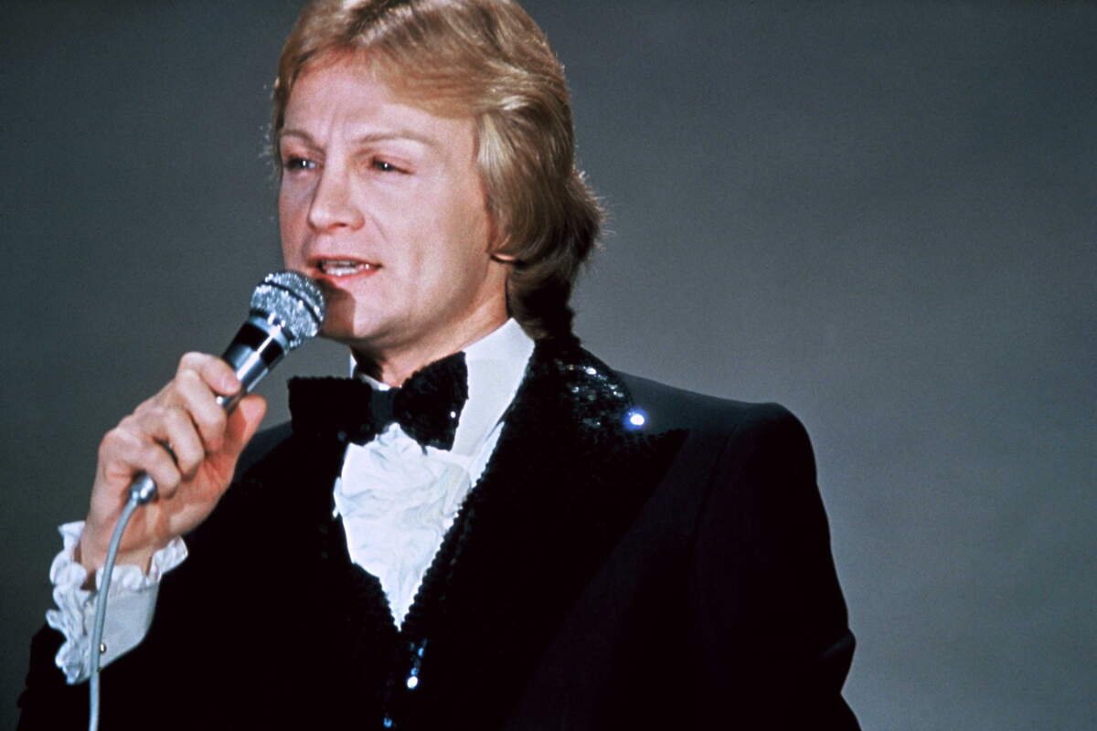 Claude François : qui sont les femmes de sa vie ? - Voici