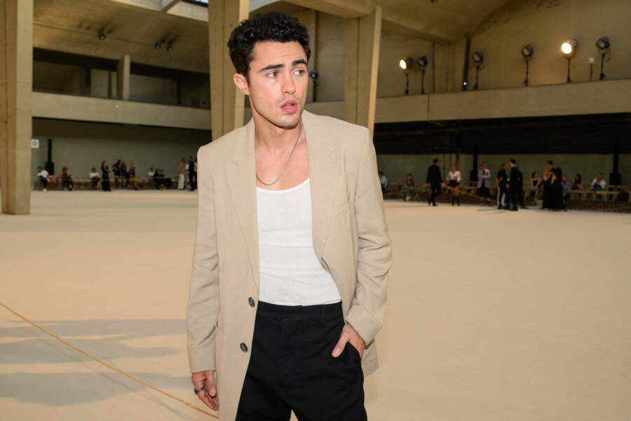 Catherine Deneuve, Leïla Bekhti, Benoît Magimel... Les stars assistent ...