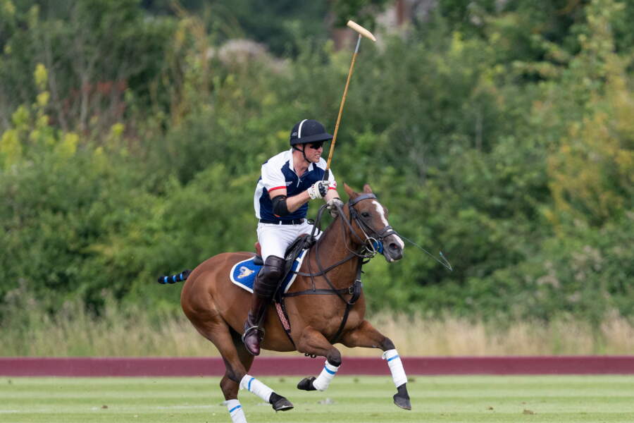 Kate et William amoureux lors de la Royal Charity Polo Cup - Voici