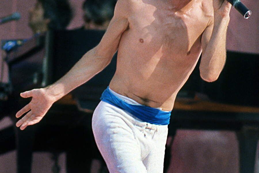 Mick Jagger : découvrez son évolution physique - Voici