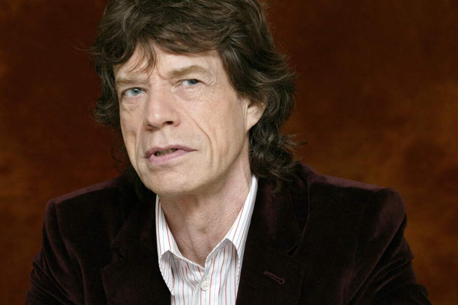 Mick Jagger : découvrez son évolution physique - Voici