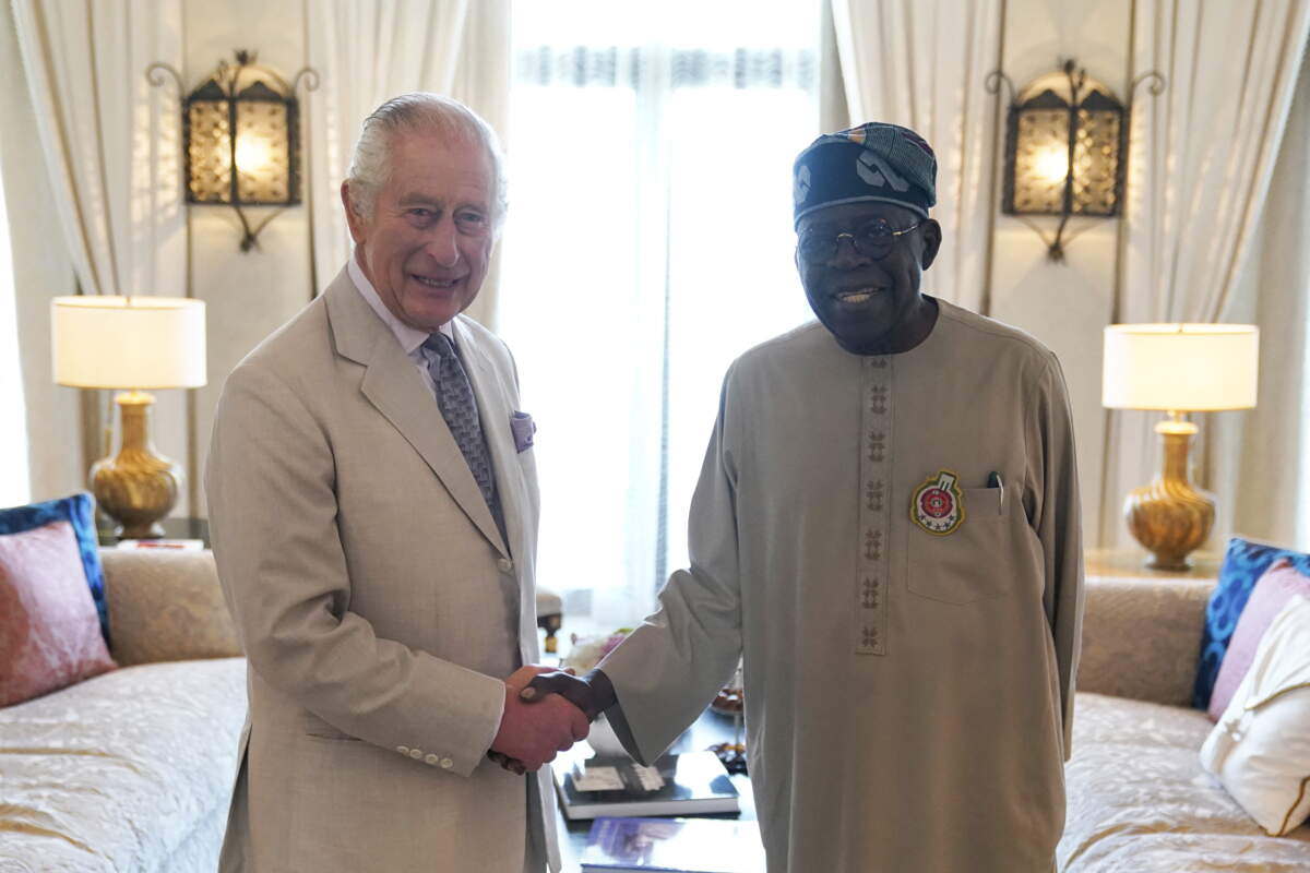 Le roi Charles III assiste à la COP28 à Dubaï - Voici