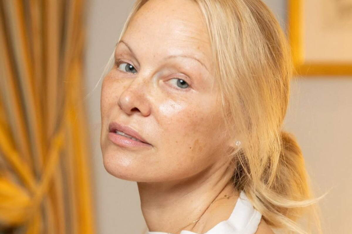 Pamela Anderson, Zazie, Adeline Blondieau... ces stars qui s'affichent ...