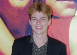 Félix Lefebvre - La biographie de Félix Lefebvre avec Voici.fr