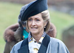 Penny Brabourne - La biographie de Penny Brabourne avec Voici.fr