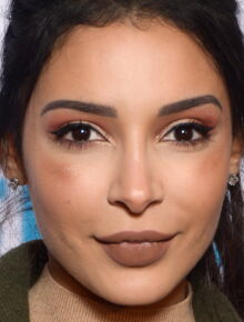 Sananas : pour le lancement de sa marque Otrera Beauty, elle remet au ...